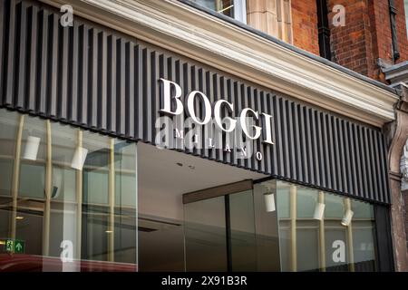 London- Boggi Milano store in Chelsea, an Italian fashion brand Stock ...
