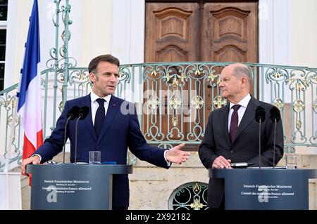 Emmanuel Macron und Olaf Scholz beim Treffen des Deutsch-Französischen ...