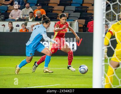 Sophia Smith (11 Portland Thorns) in action during the National Womens ...
