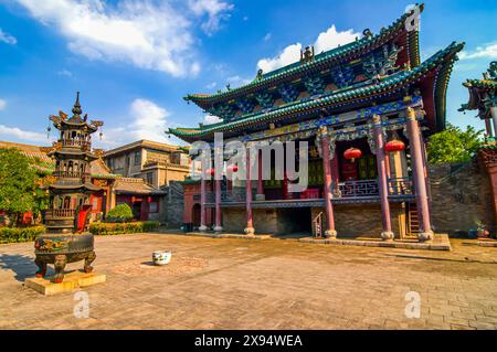 The historic old town of Pingyao (Ping Yao), UNESCO World Heritage Site ...