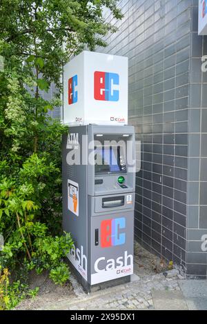 Geldautomat,EC-Automat,ATM machine,bancomat,cashpoint machine Stock ...