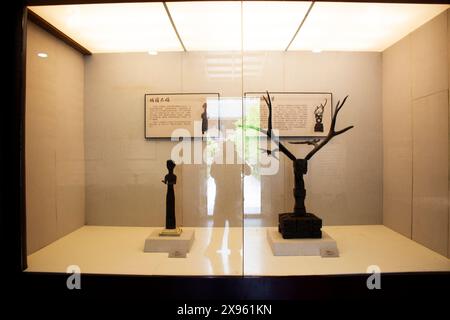 Antiques ancient of Quyuan Chinese aristocratic poet in antique Qu Yuan ...