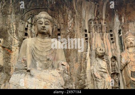 Buddhist Longmen (lit. Dragon's Gate) Grottos or Caves nr Luoyang ...