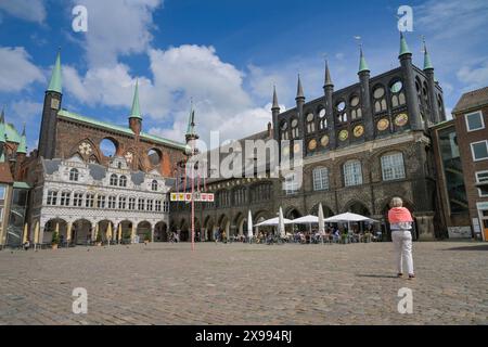 Renaissance dormer, Gothic shield wall (back), Long House (right), City ...