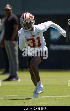 San Francisco 49ers cornerback Renardo Green (0) in action during the ...