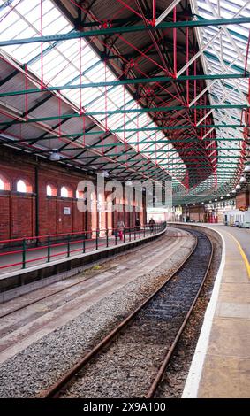 Platform 3, Holyhead Railway Station, Holyhead, Anglesey, North Wales ...