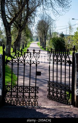 LEMLAND CHURCH, LEMLAND, ÅLAND: The beautiful Nordic stone built ...