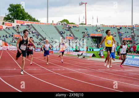 Oslo 20240530. Runners under 400 meters for men during the Diamond ...