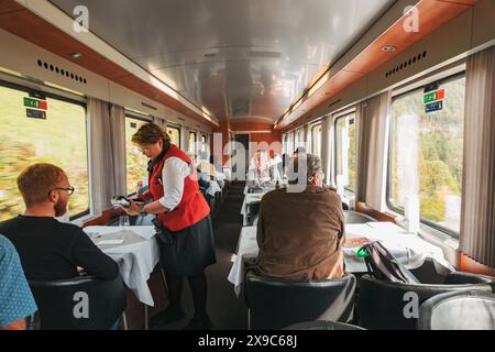 Waiter in Dining Car on the Orient Express Stock Photo - Alamy
