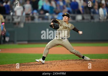 San Diego Padres pitcher Yuki Matsui (1) throws against the Arizona ...
