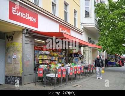 Euroshop, Turmstraße, Moabit, Mitte, Berlin, Deutschland Stock Photo - Alamy