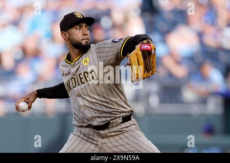 San Diego Padres pitcher Robert Suarez during a baseball game against ...