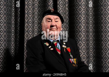 Normandy veteran Richard Aldred, 99, from Cornwall, who served as a ...