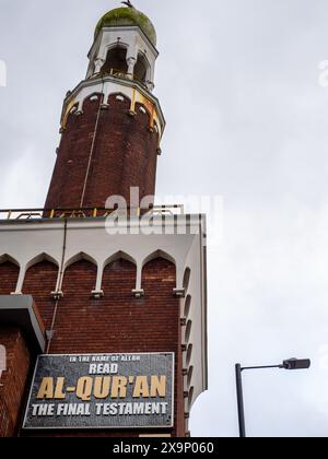 Mosque, Birmingham, UK Stock Photo - Alamy