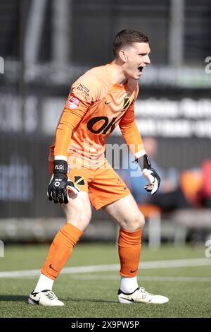 ROTTERDAM - NAC Breda goalkeeper Pepijn van de Merbel, Siebe Horemans ...