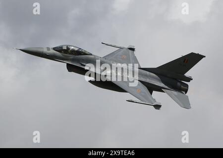 FA-68, a General Dynamics F-16AM multirole fighter jet operated by the ...