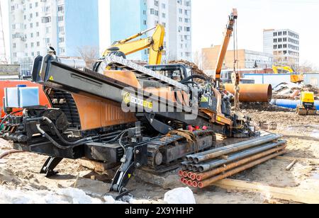 Horizontal directional drilling machine. Trenchless method of ...