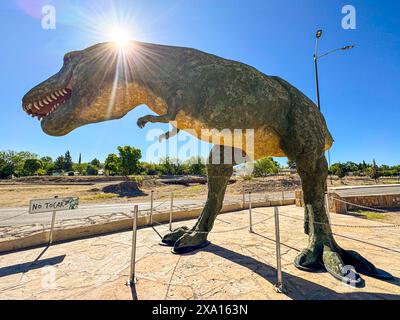 Tiranosaurio rex Dinosaurio, A Tyrannosaurus rex dinosaur sculpture in ...