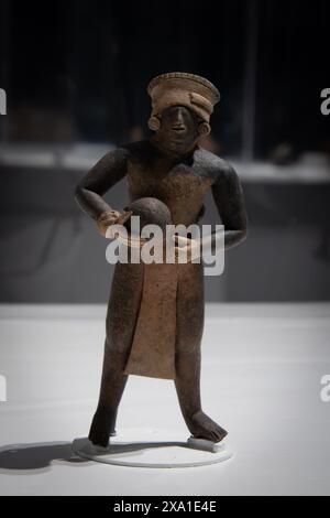 A preserved Mayan relic of a human figure Stock Photo - Alamy