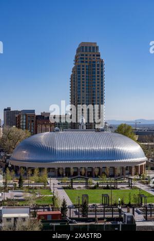 The Salt Lake Tabernacle with its domed metal roof, completed in 1867 ...