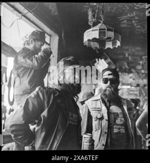 Biker im Boot Hill Saloon während der Daytona Bike Week in Daytona ...