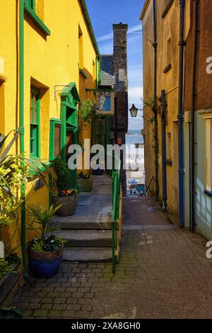 Narrow street in Tenby, Pembrokeshire, West Wales Stock Photo - Alamy