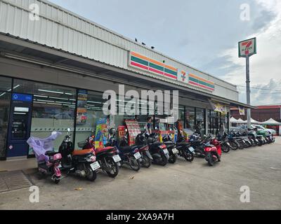 7-Eleven exterior modern convenience store. Thailand S. E. Asia. Asian ...