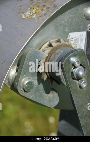 Pawl and ratchet wheel on a stainless steel winch Stock Photo - Alamy