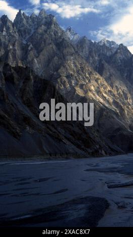 Mountains around Passu, Hunza Valley, North Pakistan Stock Photo - Alamy