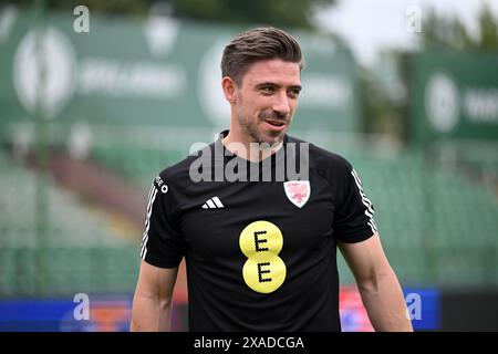 POZNAN, POLAND - 03 JUNE 2024: Wales' Mayzee Davies during a training ...