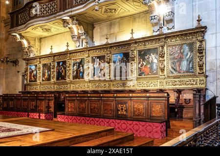 Interior of the New Cathedral of Coimbra, Se Nova de Coimbra in ...