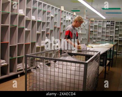 sorting system for letters and parcels for transportation sorting ...