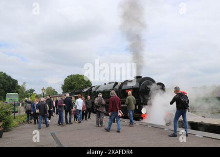 ROTHER VALLEY RAILWAY AT ROBERTSBRIDGE Stock Photo - Alamy