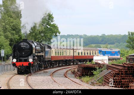 Robertsbridge Junction station, Rother Valley Railway, Robertsbridge ...