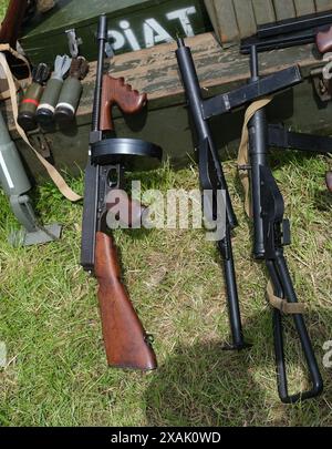 British infantry small arms, world war two Stock Photo - Alamy