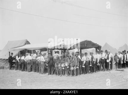 Dinner Time - Gettysburg, Photo shows the Gettysburg Reunion (the Great ...