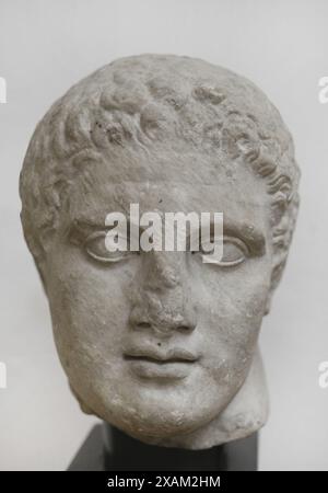 Roman high relief sculpture, National Archaeological Museum, Naples ...