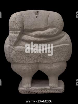 Temple Period (3600 BC to 2500 BC). Malta. Headless seated statue ...