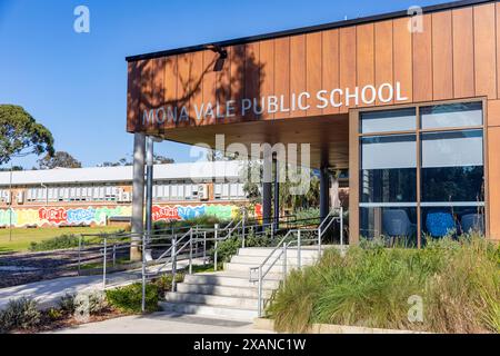Australian Stete primary school, Mona Vale Public School on Sydney ...