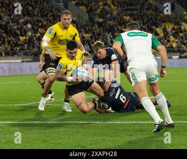 Wellington, New Zealand, 8 June, 2024. Josh Moorby of the Hurricanes is ...