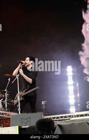 Rob Swire Gesang während des Auftritts der schwedischen D&B/Synthrock ...