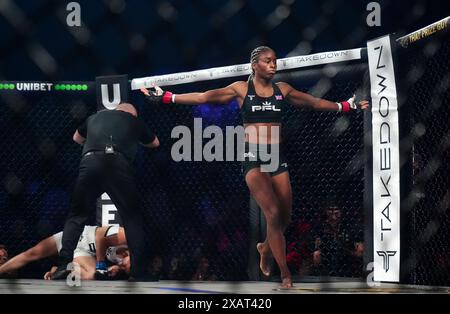 Shanelle Dyer celebrates knocking out Mariam Torchinava in their Women ...