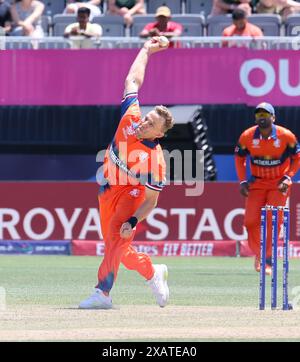 Marco Jansen of South Africa took wicket of KL Rahul of India by LBW ...