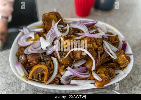 Nkwobi - Nigerian Cow foot Special ready to eat Stock Photo - Alamy