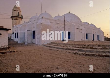 Kamaran Island is the largest Yemeni island in the Red Sea Stock Photo ...