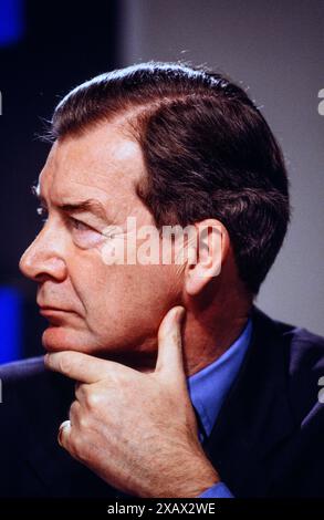 Ian Lang addressing the media at a Conservative Party press conference ...