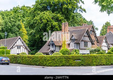 Bournville, UK. 9th June, 2024. A summers day at Selly Manor, a ...
