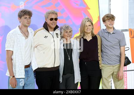 Ny. 09th June, 2024. Magnus Ferrell, Will Ferrell, Betty Kay Overman ...