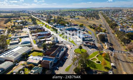 Junee NSW Australia Broadway Street Roundabout Top-Down Stock Photo - Alamy