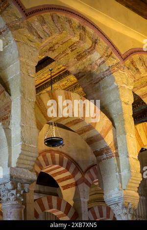 Moorish style Great Mosque in Budapest Hungary Stock Photo - Alamy